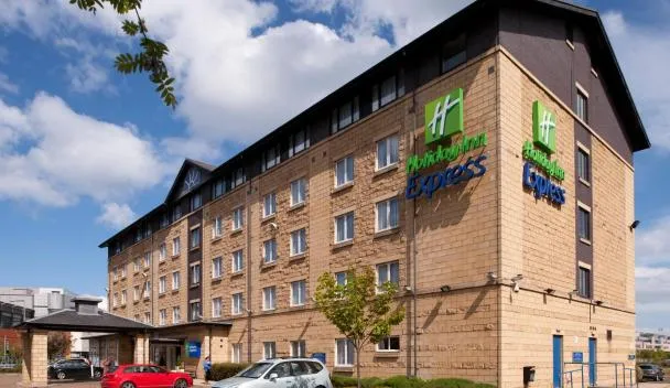 Holiday Inn Express Edinburgh - Leith Waterfront by IHG, Edinburgh ...