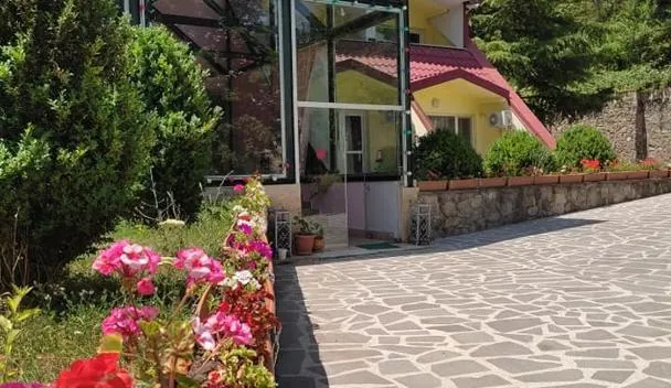 EcoRest - Likani Palace, Borjomi (updated prices 2026)
