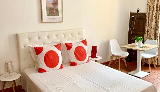 le 1835, studio rouge-Corail, Moustiers-Sainte-Marie (updated prices 2026)