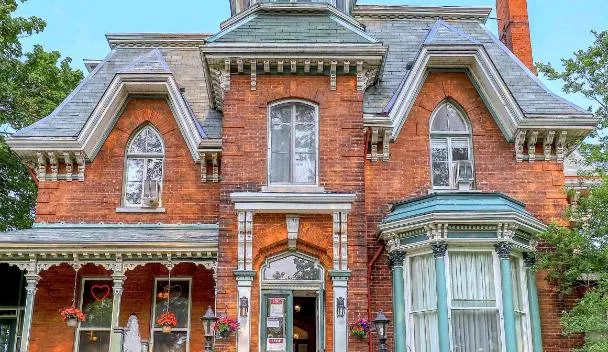 Hochelaga Inn, Kingston (updated prices 2026)