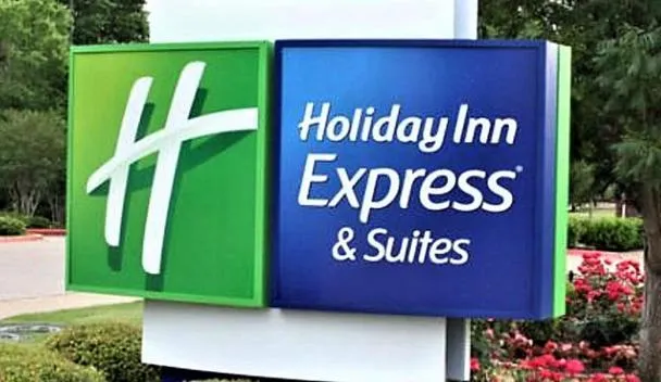 Holiday Inn Express & Suites - Detroit - Dearborn by IHG, Dearborn ...