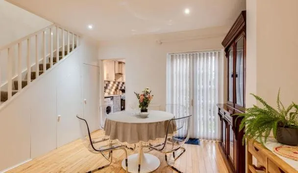 Bright & Spacious 2-Bedroom Jericho House, Oxford (updated prices 2026)