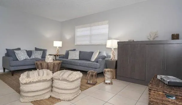 Beachy/Rustic home for 6 ppl, Dania Beach (precios actualizados en 2026)