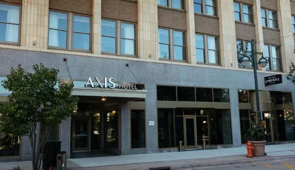 The Axis Moline Hotel, Tapestry Collection By Hilton, Moline (updated ...