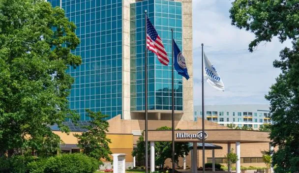 Hilton Alexandria Mark Center, Alexandria (updated prices 2026)