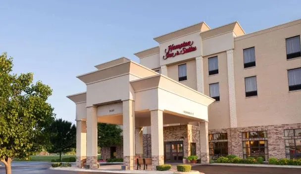 Hampton Inn & Suites Addison, Addison (updated prices 2026)