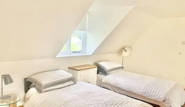Delightful Ely house Bright and warm with cathedral view, Ely (updated ...
