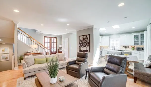 Downtown Douglas Home w/ Kayaks Near Oval Beach, Douglas (updated ...