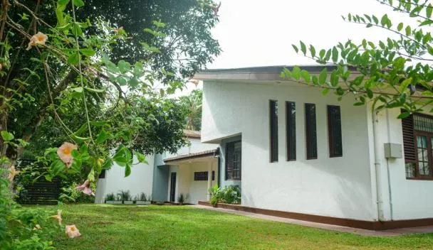 Villa for leisure and work at Kalutara suburbs, Bandaragama (updated ...