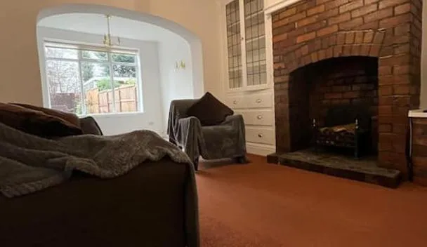 West Street House-Furnished Let, Hoyland Nether (updated prices 2026)