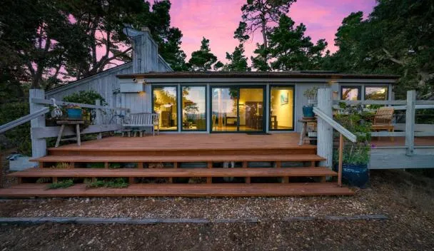 Serene Crest by AvantStay A Design Near Beaches, Del Monte Forest ...
