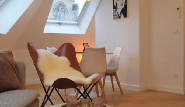 Charming Apartment with Cathedral View! On the 4th floor, Antwerp ...