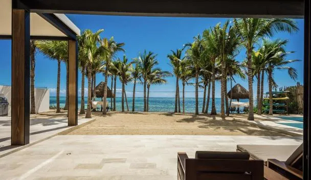 Beachfront & Private Villa in Tulum for 12 Guests, Balcheil (precios ...