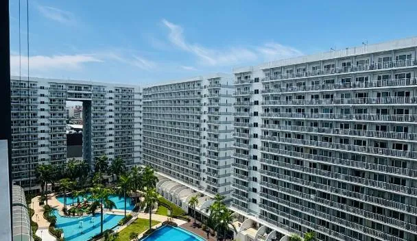 Shell Residences Near Moa and Naia Airport- Rhoi, Manila (updated ...