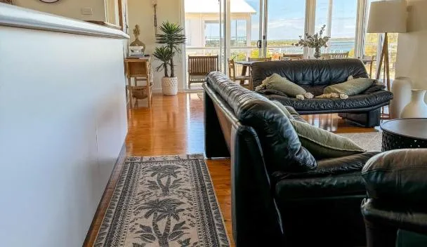 Océane Beach House Marion Bay South Australia, Marion Bay ...