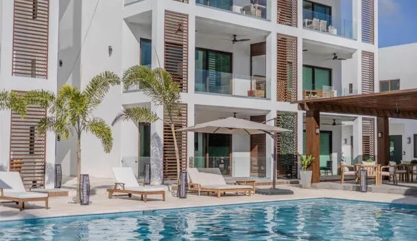Acqua di Mare Resort, West Bay (updated prices 2026)