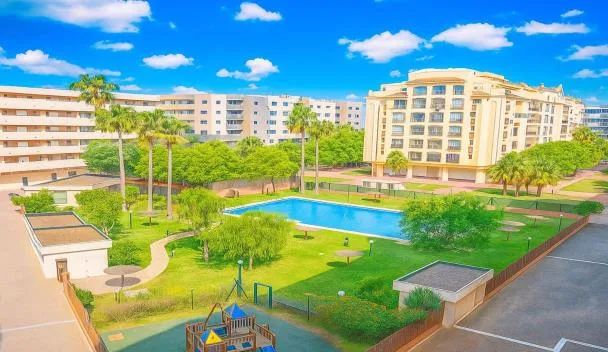Central Park-Coastal Refuge by the Beach, Estepona (updated prices 2026)