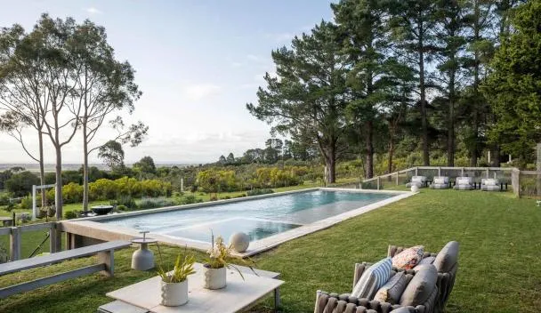 Villa Floretti Heated Spa with Stunning Views, Boneo (updated prices 2026)