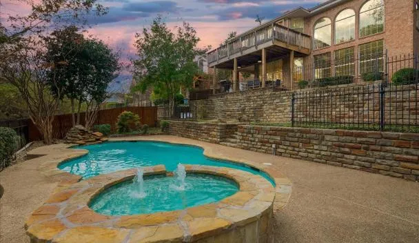 5BR Oasis w Pool Steps from Lake Ray Hubbard, Rowlett (aktualisierte ...
