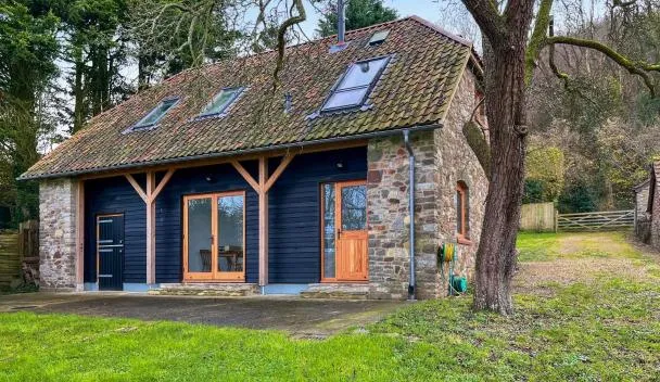 Walnut Cottage Barn, Clevedon (precios actualizados en 2026)