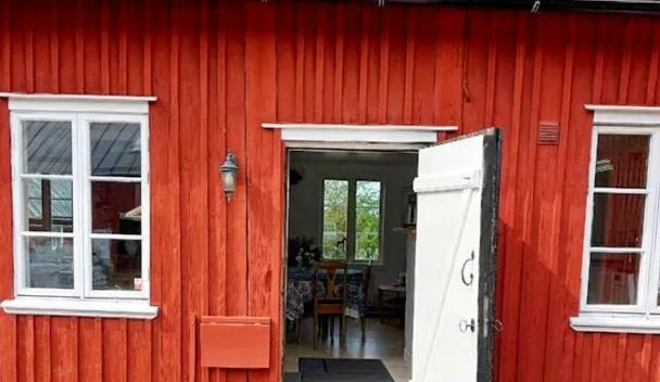 Historic Halland Farm Near The Sea In Bua, Väröbacka (updated prices 2026)