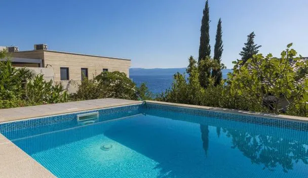Faszinierendes Apartment nur 80 Meter zum Strand mit Meerblick, Pool ...