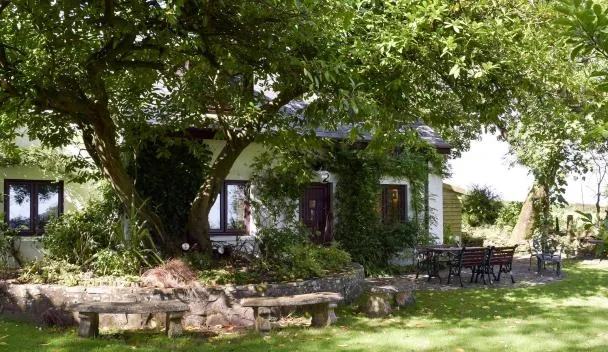 Sardis Cottage, Stepaside (updated prices 2026)