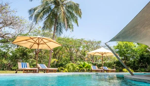 Diani Luxury Pool Villa 4BR 8 Guests 400m to Beach, Diani Beach ...