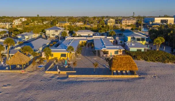 A Beach Retreat on Casey Key, Venice (updated prices 2026)