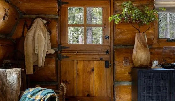 ⭐ Tahoe City Log Cabin w/ Hot Tub & Media Room, Tahoe City (updated ...