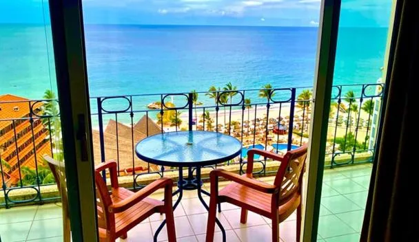 Ocean View Apartment in Perfect Location, Puerto Vallarta (precios ...