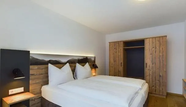 Bergfeuer Suite Lechtal - modern, cool, Terrasse, Bergblick bis zu 4 ...
