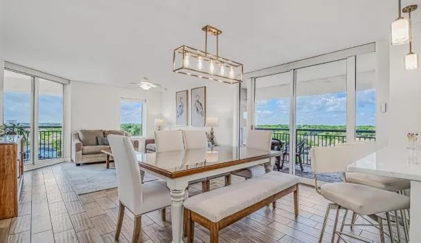 1013 - Type D Lake & Ocean View Corner, Myrtle Beach (precios ...