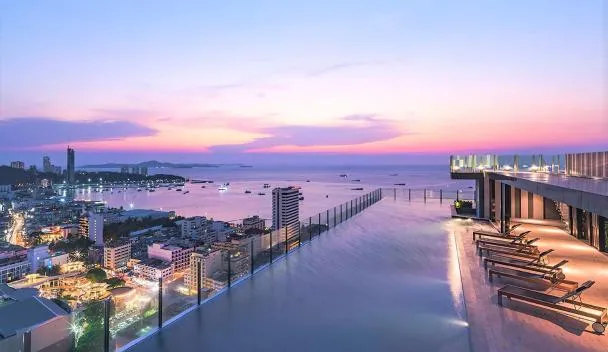 Great Location With Infinity Pool Best Of Pattaya, Pattaya (centre ...
