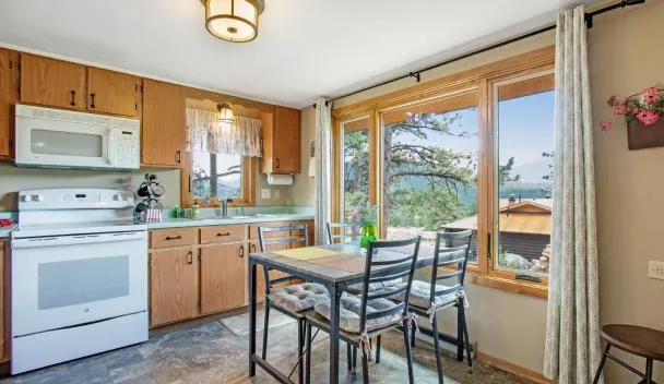 Perfect Mountain Cabin with Wood-Burning Fireplace, WiFi, & Easy Park ...