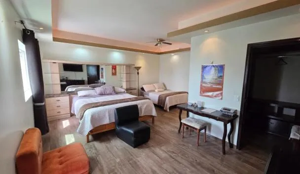 Large Balcony Beach House, Ensenada (updated prices 2026)