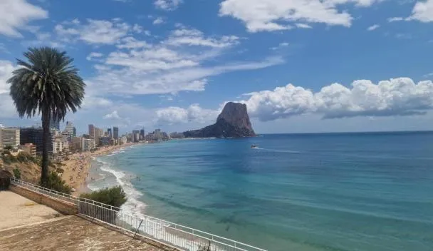 Apartamento con encanto primera linea de playa Calpe Manzanera, Calpe ...
